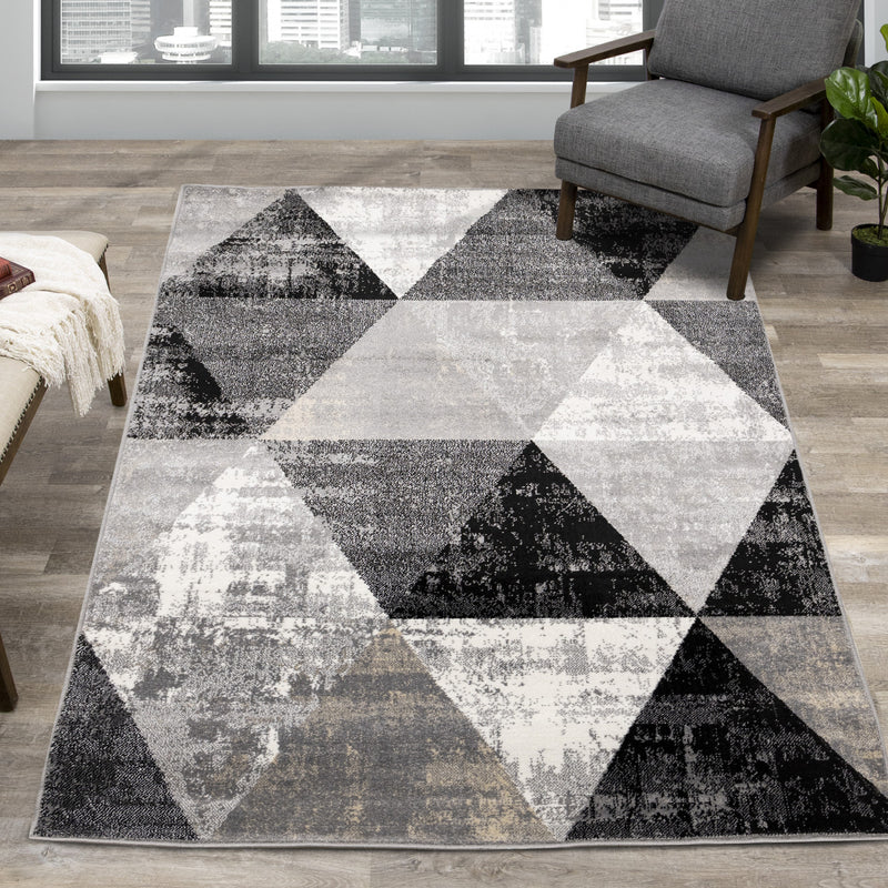 Covington Distressed Triangles Area Rug - 2'0" x 3'11" - The Brick