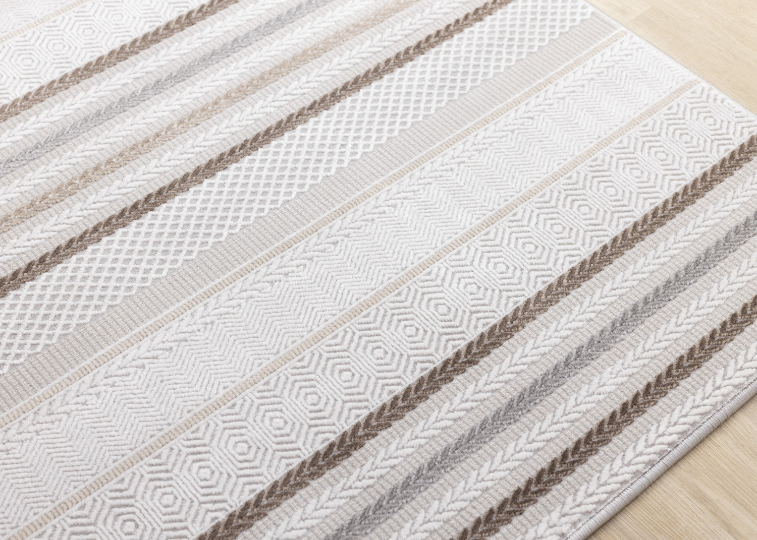 London Striped Indoor Area Rug - 5'3" x 7'7" - The Brick