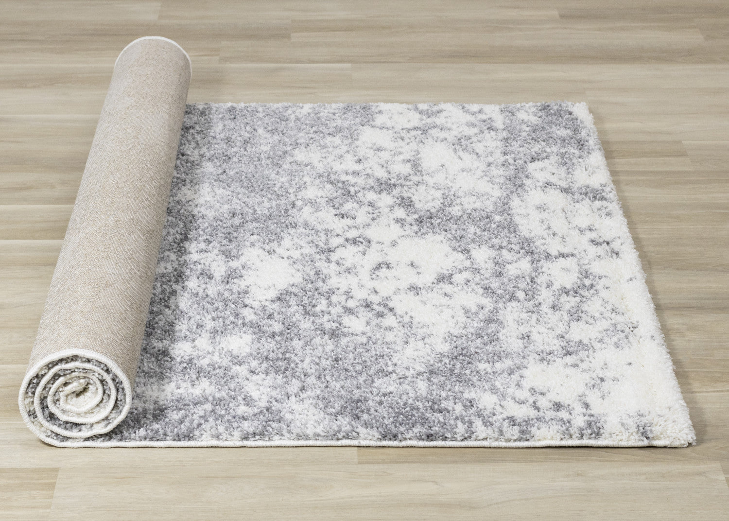 Fairmont Wispy Cloud Area Rug - 5'3" x 7'7" - The Brick