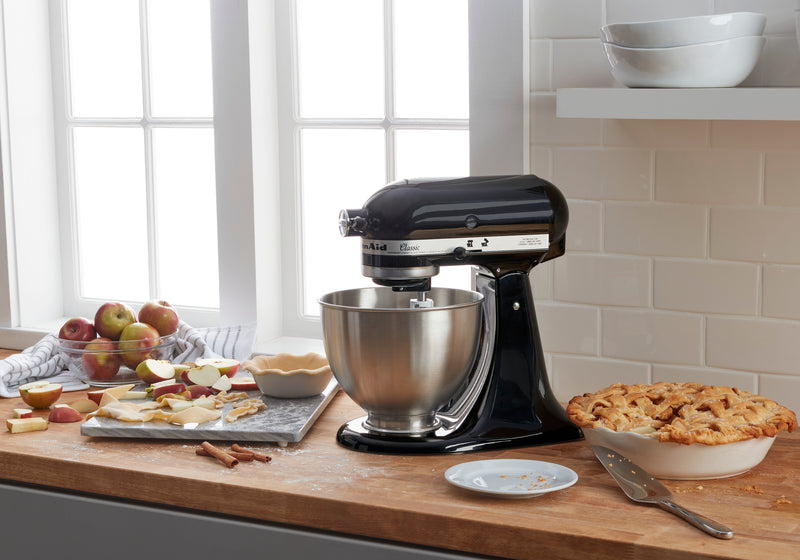 KitchenAid Classic Series 4.5-Quart Tilt-Head Stand Mixer - K45SSOB ...